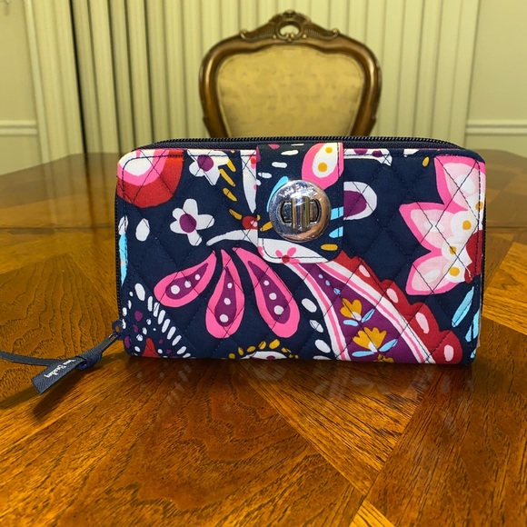 Vera Bradley | Bags | Nwt Vera Bradley Rfid Turn Lock Wallet Painted ...